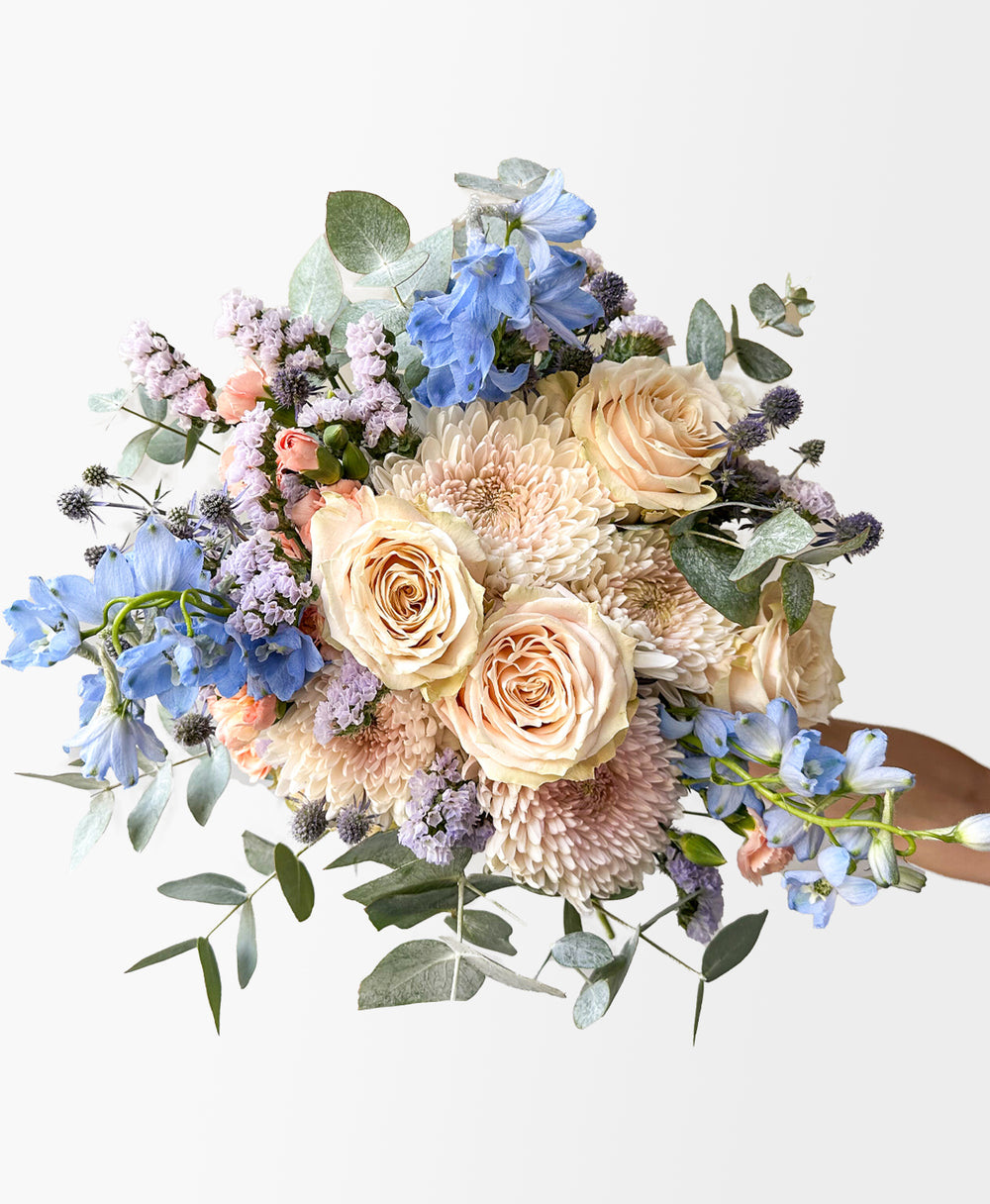 Buy Blue Lagoon (20+ Stems) Bouquet | Tonic Blooms