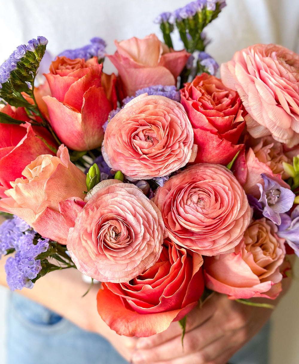 Shop Beach, Please! (20+ Stems) Bouquet | Tonic Blooms