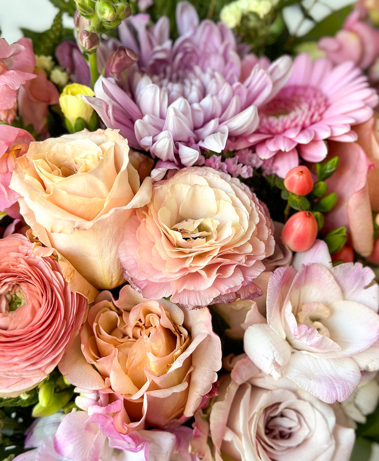 Send the Sidekick Farmboy | Ontario's top flower delivery service!