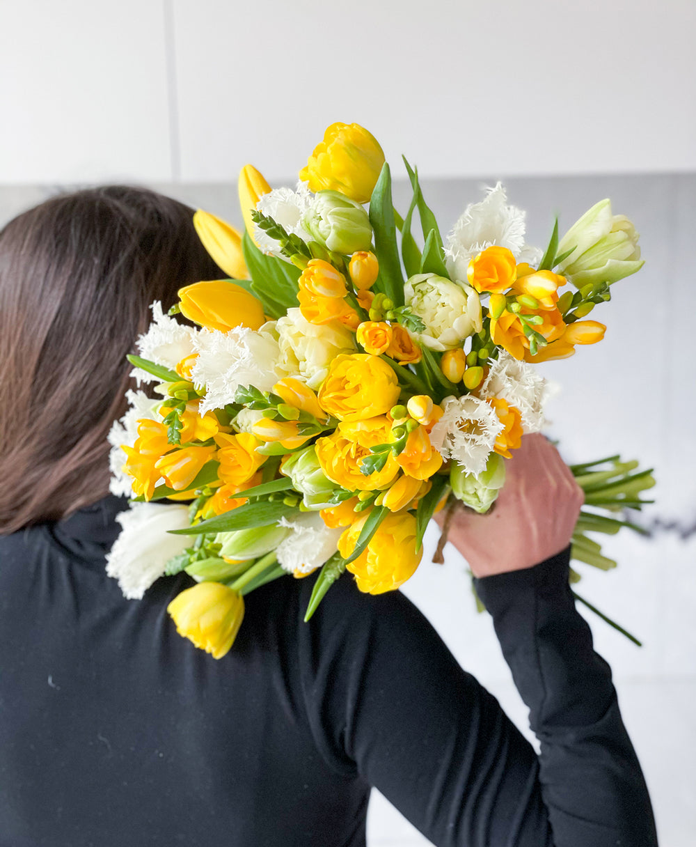 Here Comes the Sun (35 stems)